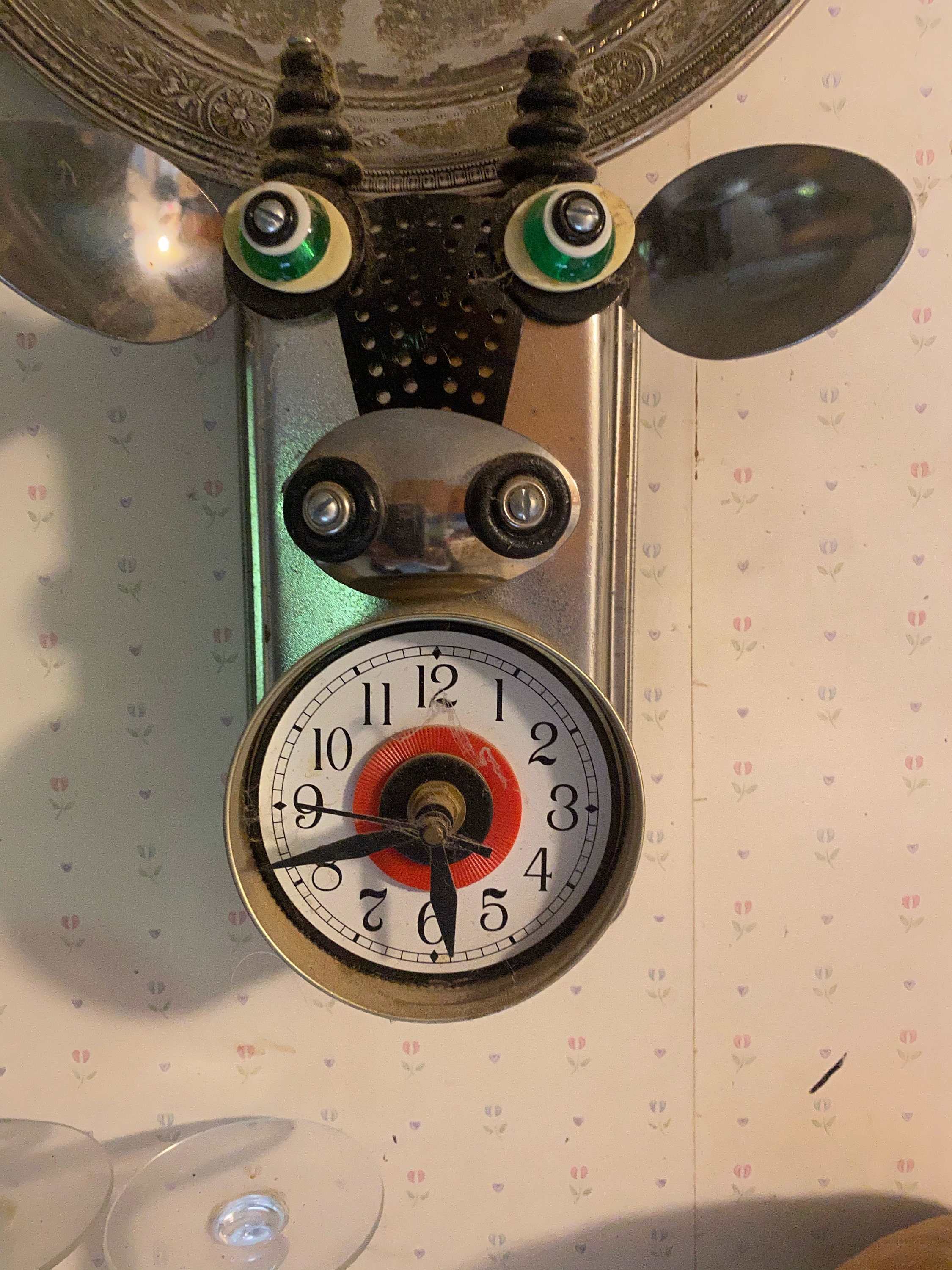 Folk Art Pie Pan Clock - Etsy