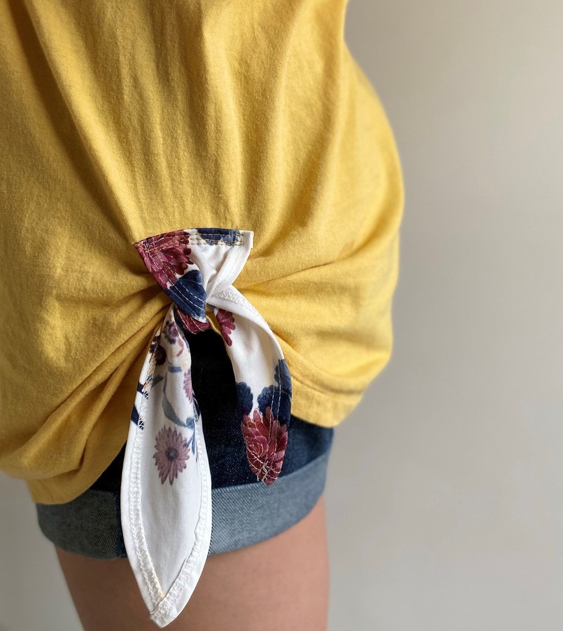 Floral Yellow T-shirt/ Woman's Shirt With Floral Pattern/ Yellow Top - Etsy