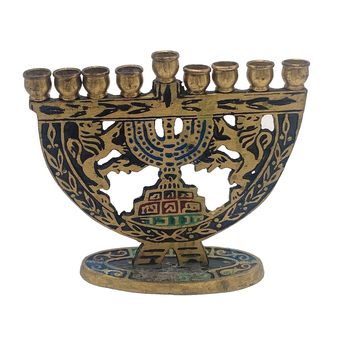 Small Hanukkah Menorah Lions of Judah, 7 Branch Menorah Motif Brass ...