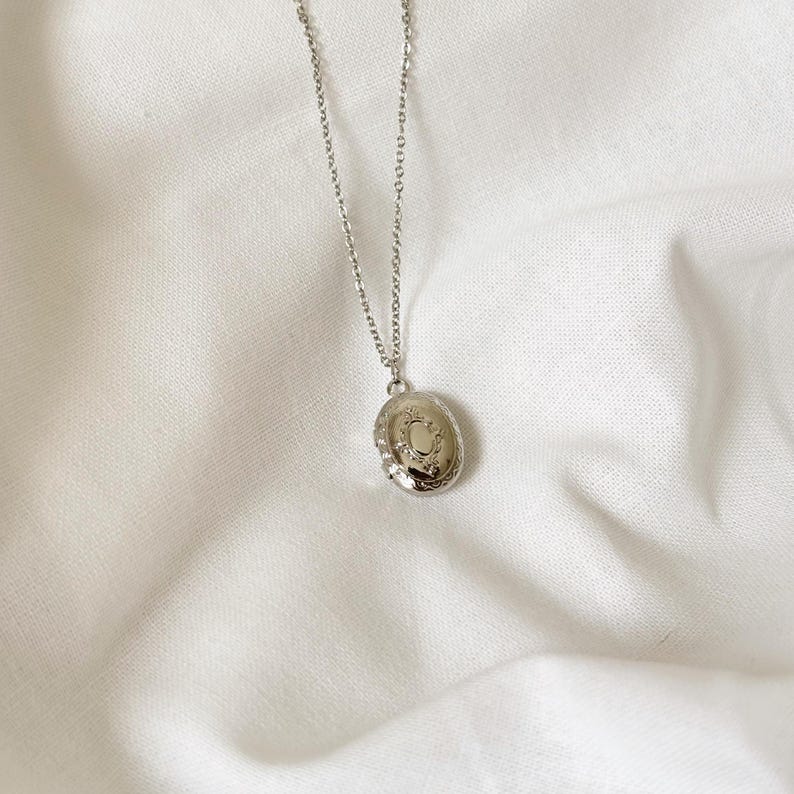 Isabella Mini Locket | Mini Locket Necklace, Vintage Locket, Small ...