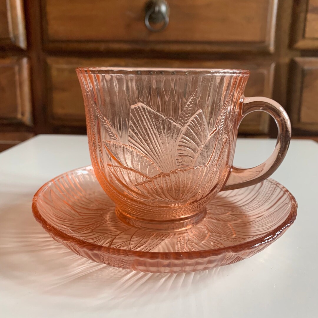 Vintage Arcoroc France Pink Glass Crocus Pattern Teacup and Saucer - Etsy
