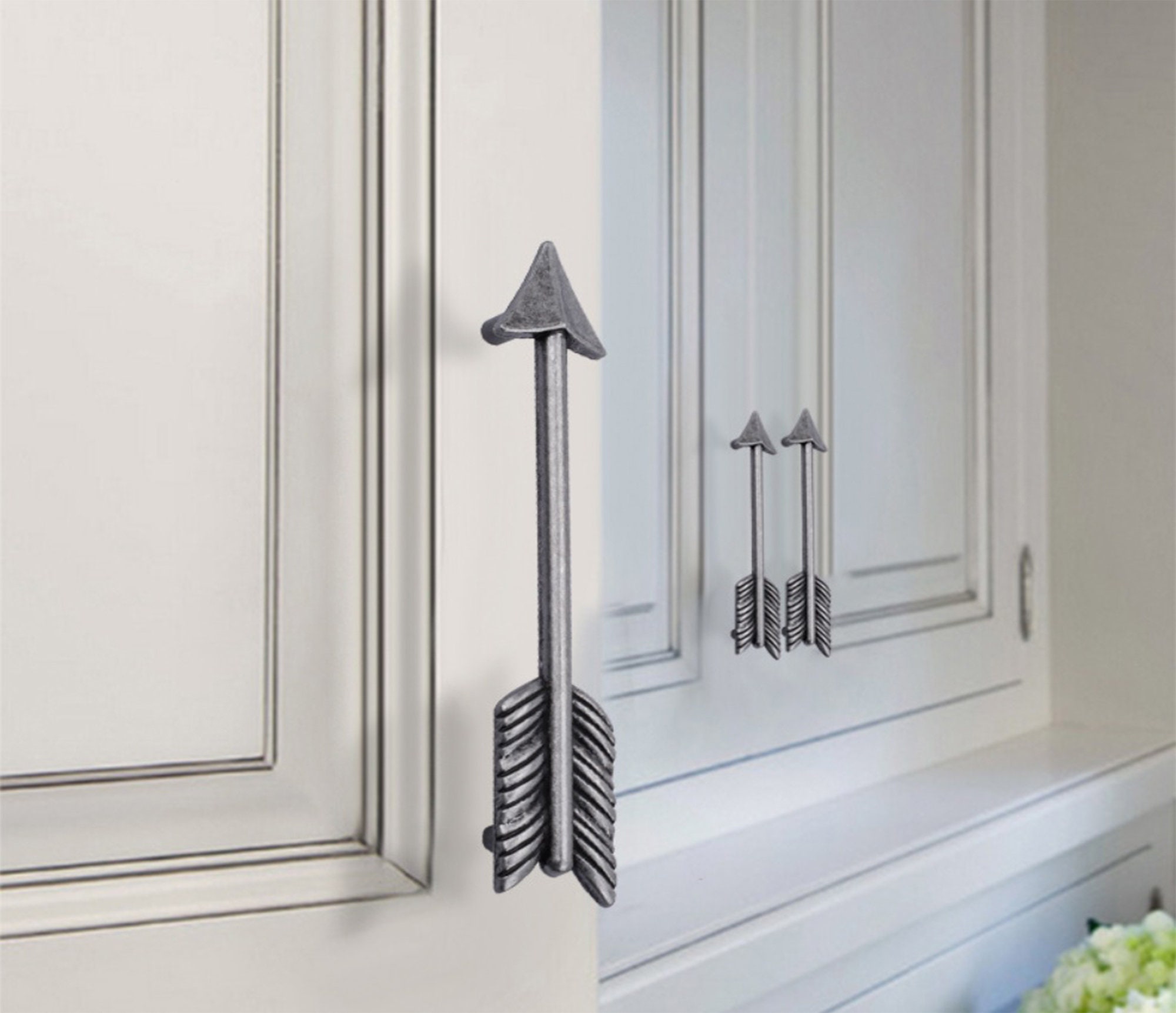 3.78 5 Black Gold Iron Arrow Handles Pulls | Etsy