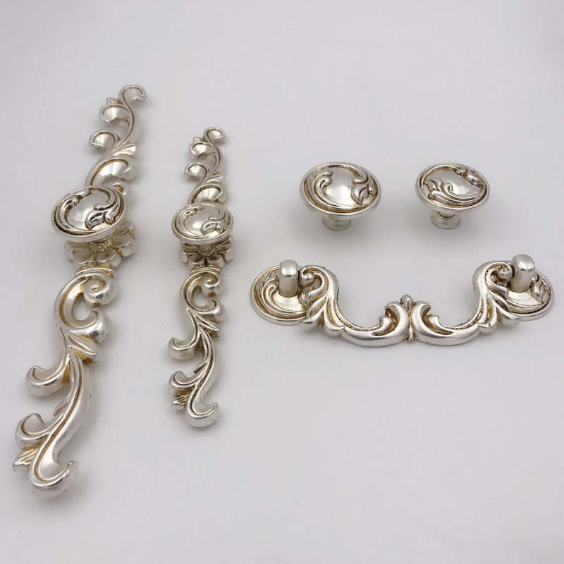 Vintage Drawer Pulls - Etsy