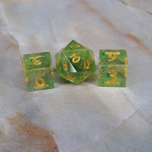 Bard Sharp Edged Dice Set TTRPG FFXIV Job Stone FF14 - Etsy
