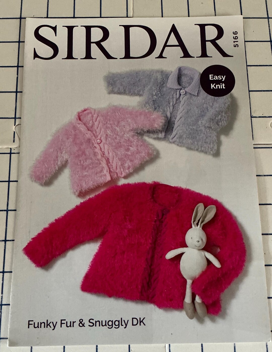 Sirdar 5166 Knitting Pattern in Funky Fur & Snuggly Double Knit - Etsy