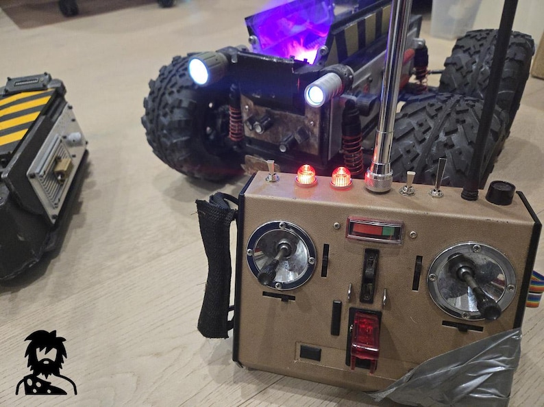 Ghostbusters Remote Trap Vehicle & Futaba Electronics- the Insides That ...