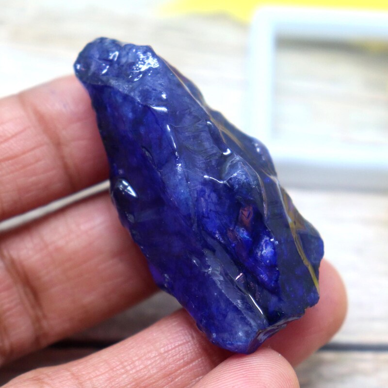Winza Rough Sapphire - Etsy UK