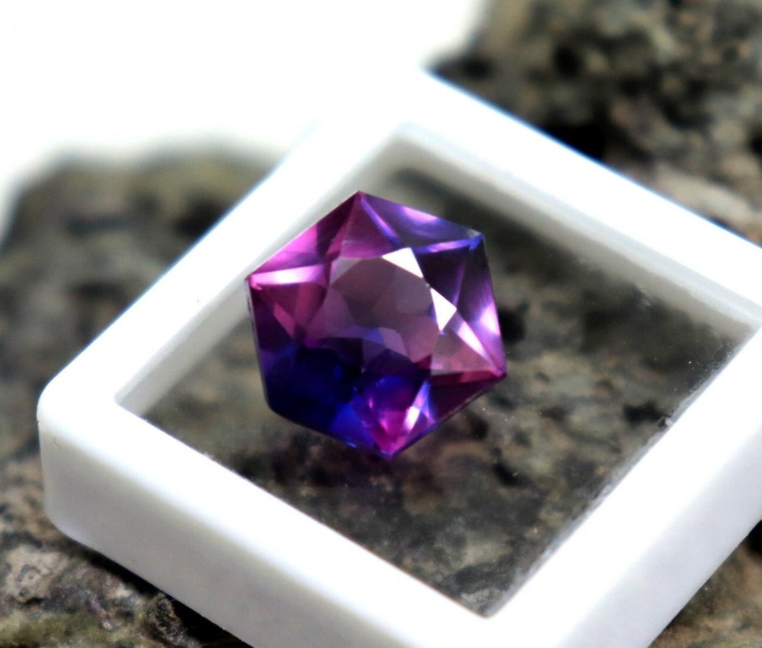 Excellent Octagon Cut & Violet Color Sapphire Loose Stone Unheated ...