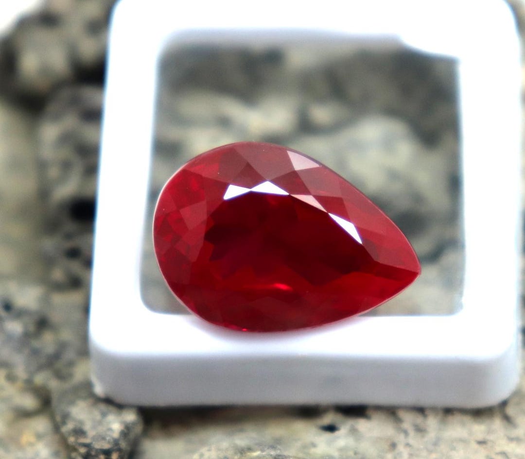 Earth Mined Red Ruby Pear Cut Stone Loose Certified Ruby Gem 18ct Loose ...