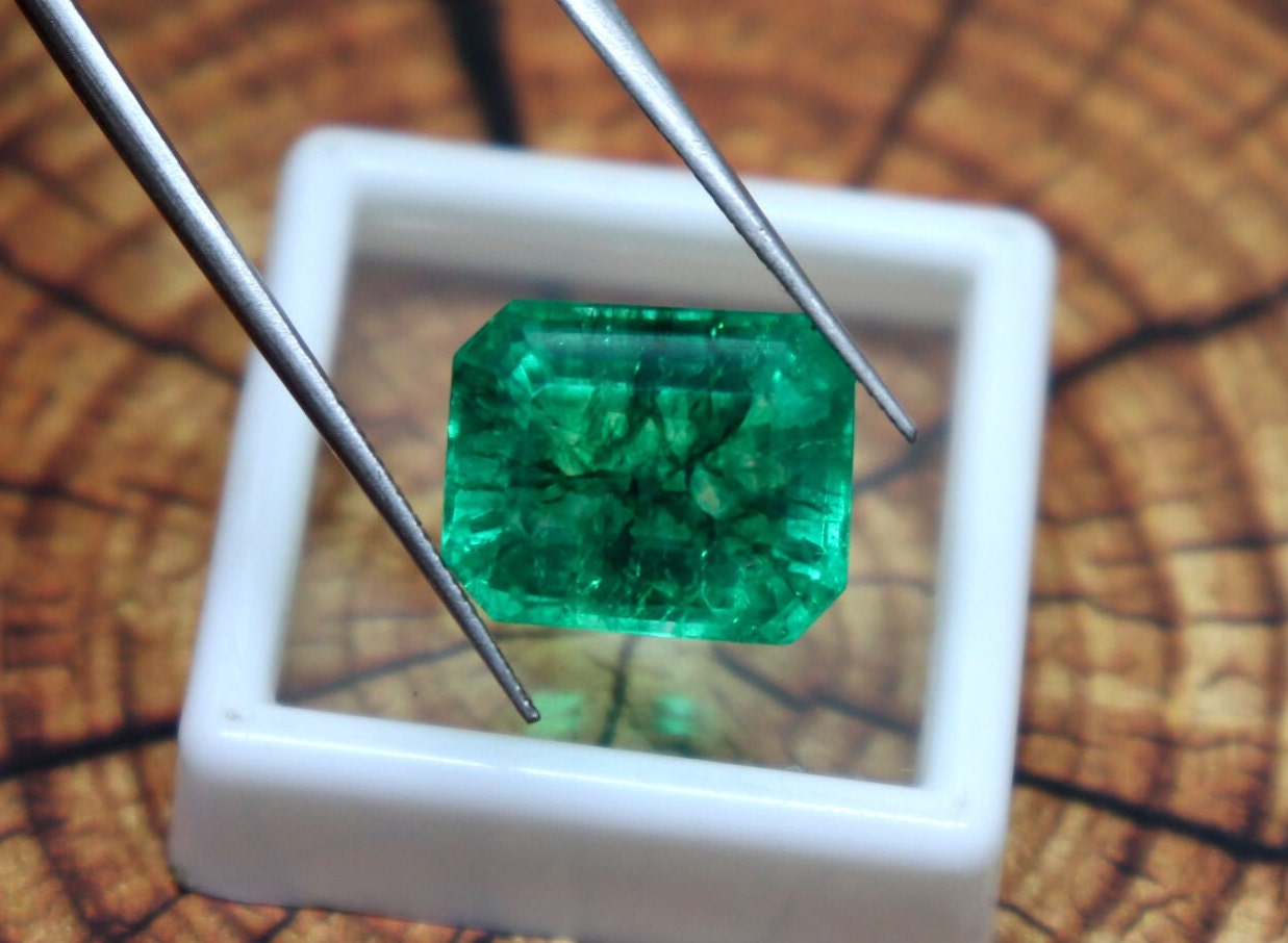 Natural Green Emerald Colombian Stone 9ct Emerald Cut Certified Emerald ...