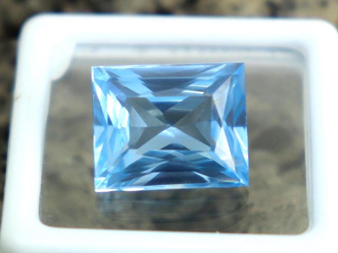 Baguette Cut Sky Blue Aquamarine Stone Best Quality Aquamarine Mined ...