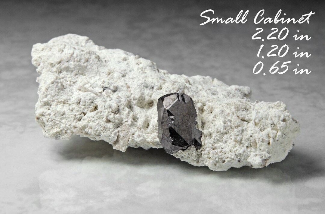 Bixbyite - Location: Solar Wind Mine - Thomas Range, Juab Co., Utah ...