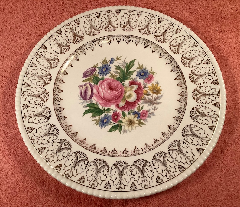 Vintage Solian Ware 10 1/2” Floral Dinner Plate With Gold Borders - Etsy