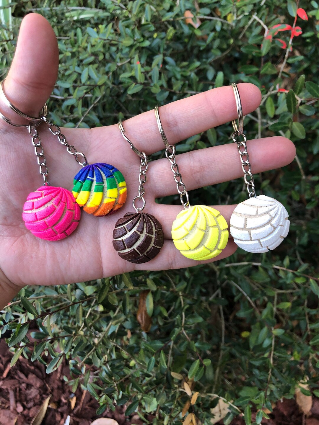 Concha Keychains Handmade - Etsy