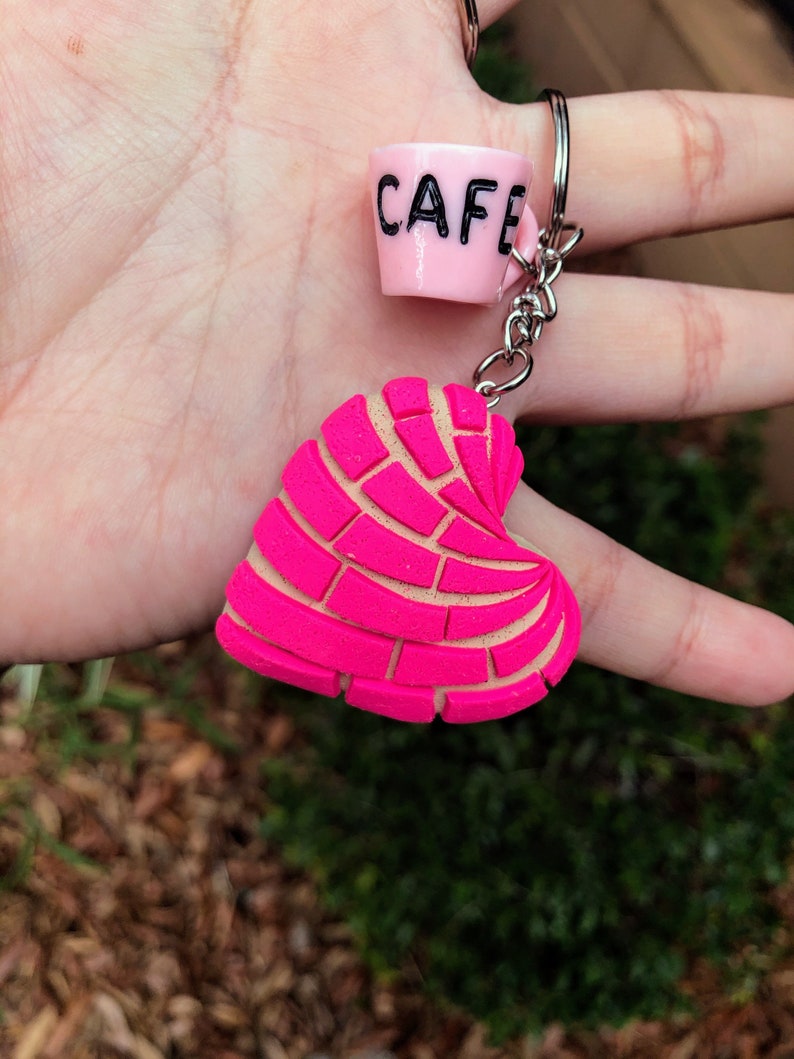 Heart concha keychain Mexican concha llavero | Etsy