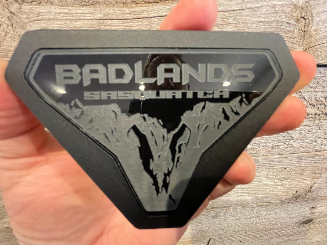 Badlands Sasquatch Blackout Fender Badge: Gloss & Matte Black Acrylic ...