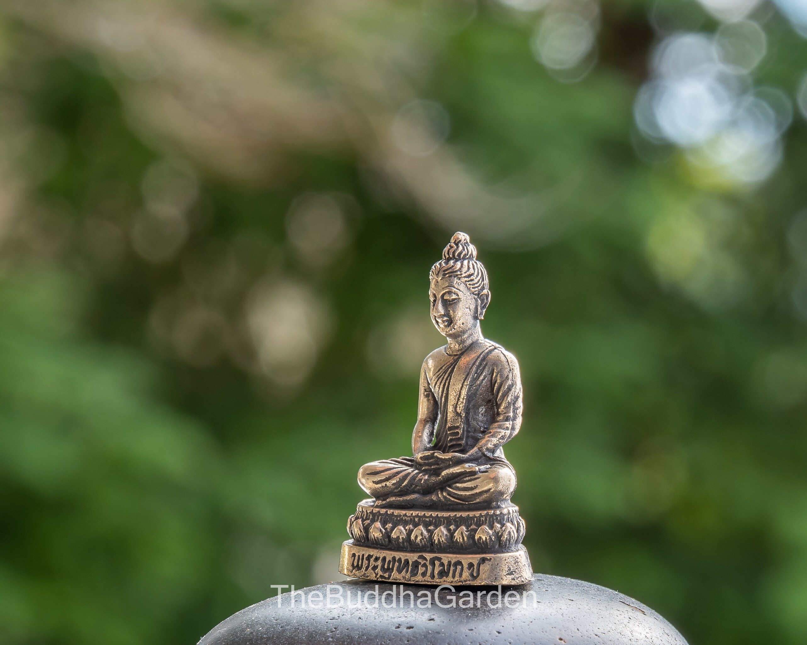 Small buddha statue store