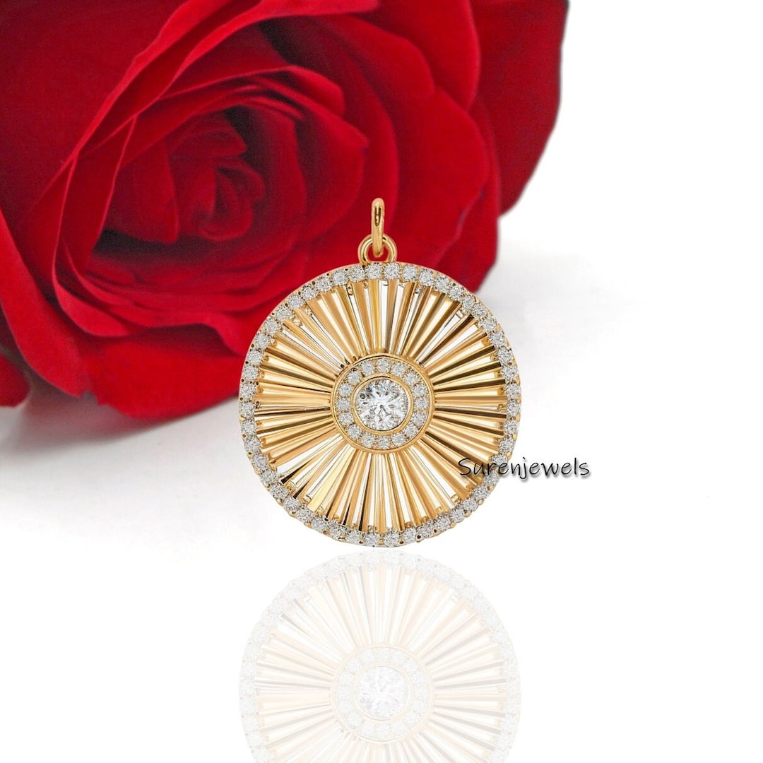14K Gold Diamond Fluted Disc Pendant, Beautiful Disc Fluted Diamond ...