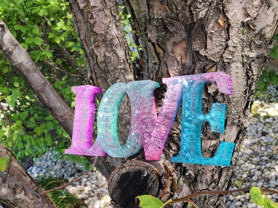Resin Love Sign - Etsy