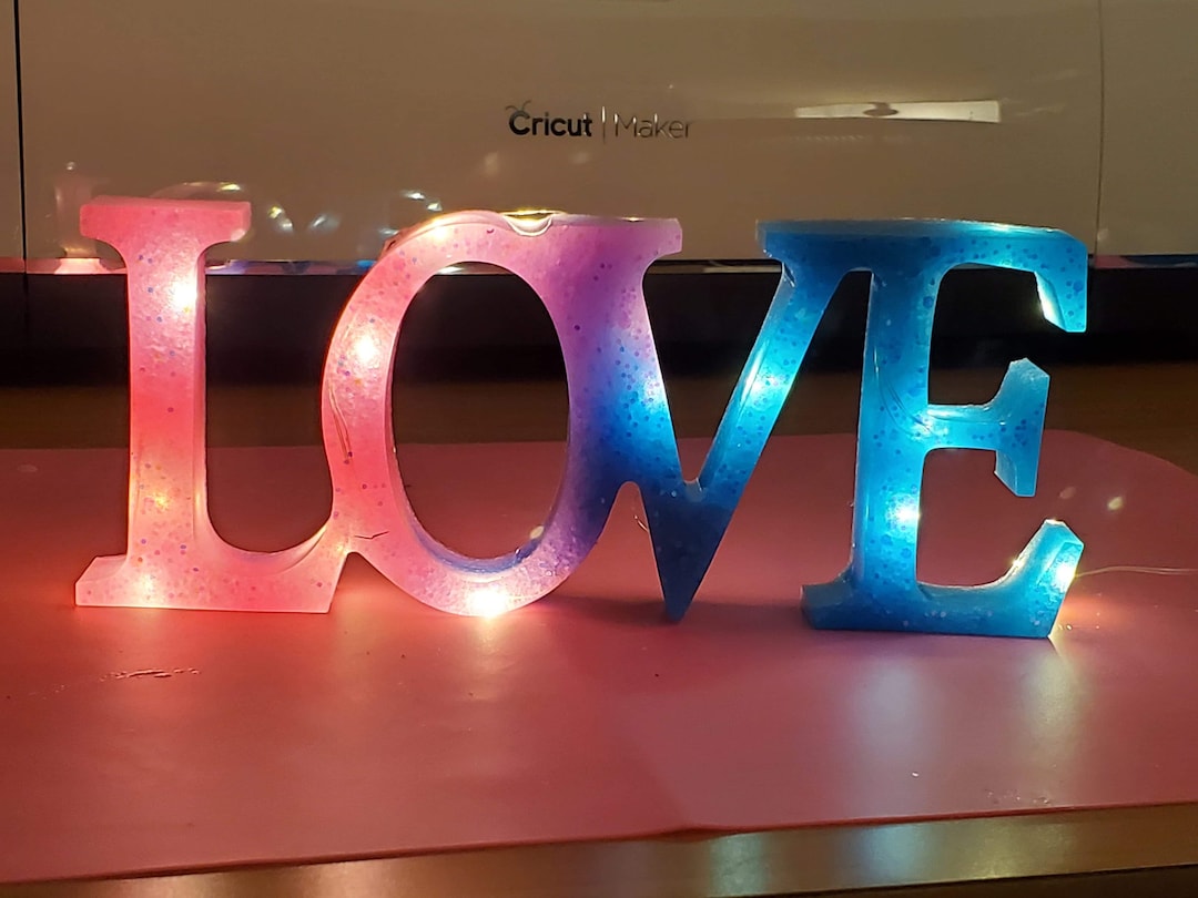 Resin Love Sign - Etsy