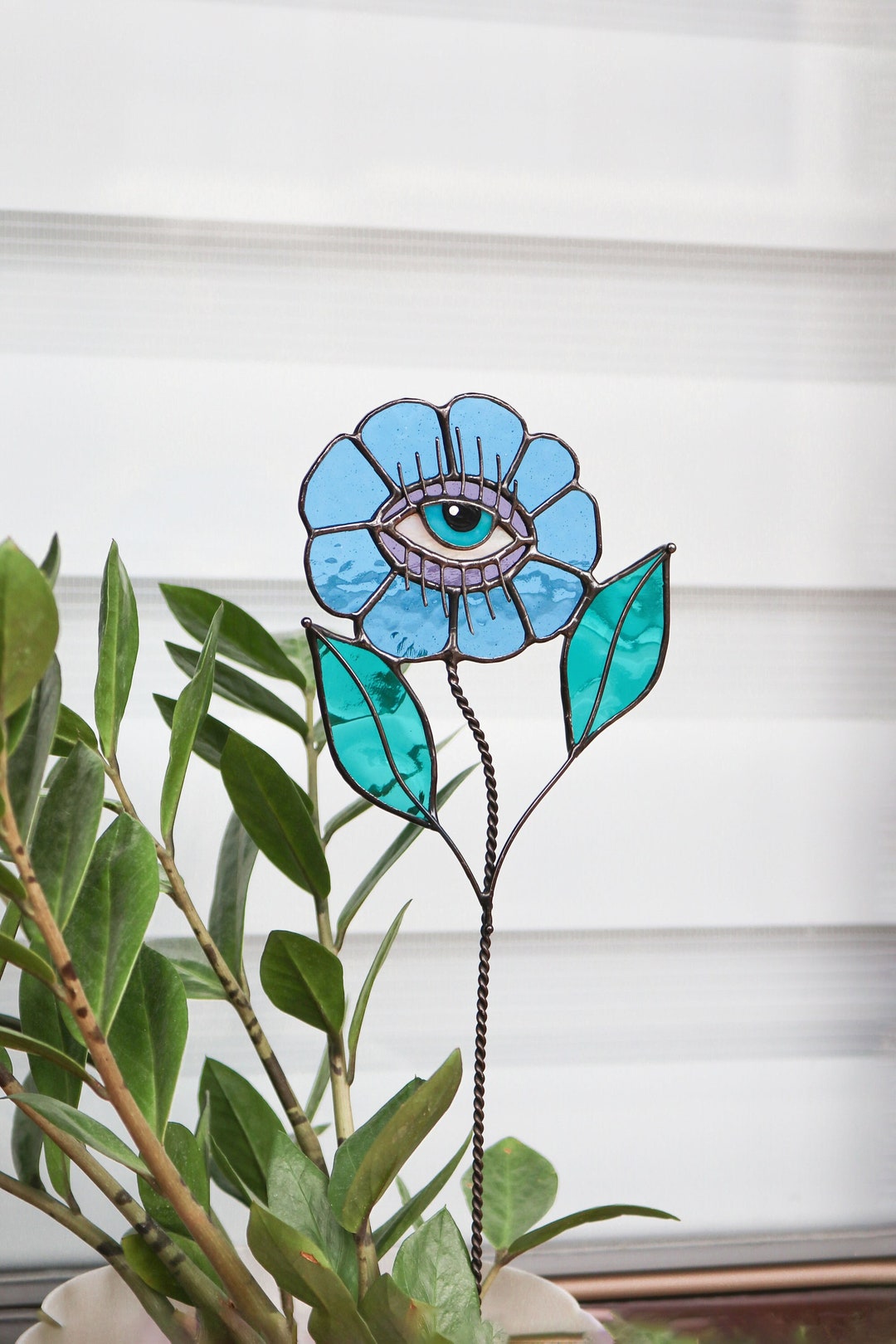 Plant Stake Stained Glass Flower Eyes Gothik Halloween Decor in a ...
