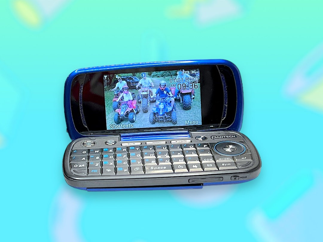 Vintage Y2K Pantech Keyboard Flip Cell Phone. Rare. Works. - Etsy