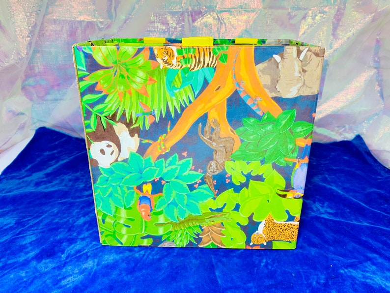 Vintage 90s Lisa Frank Like Art Box. - Etsy