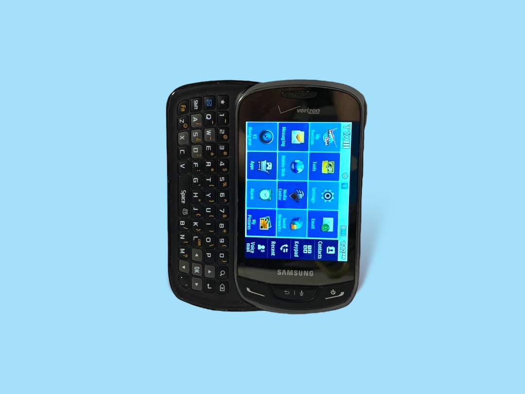 Vintage Y2K Samsung Keyboard Phone. - Etsy