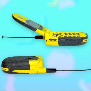 Vintage Yellow Motorola Flip Cell Phone. Rare.works. - Etsy