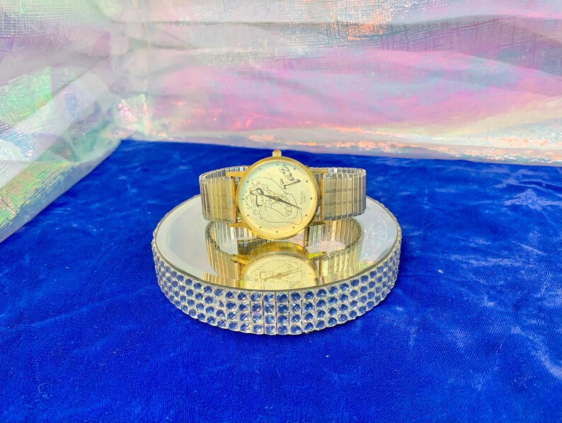 Vintage 90s Taz Golden Watch. - Etsy