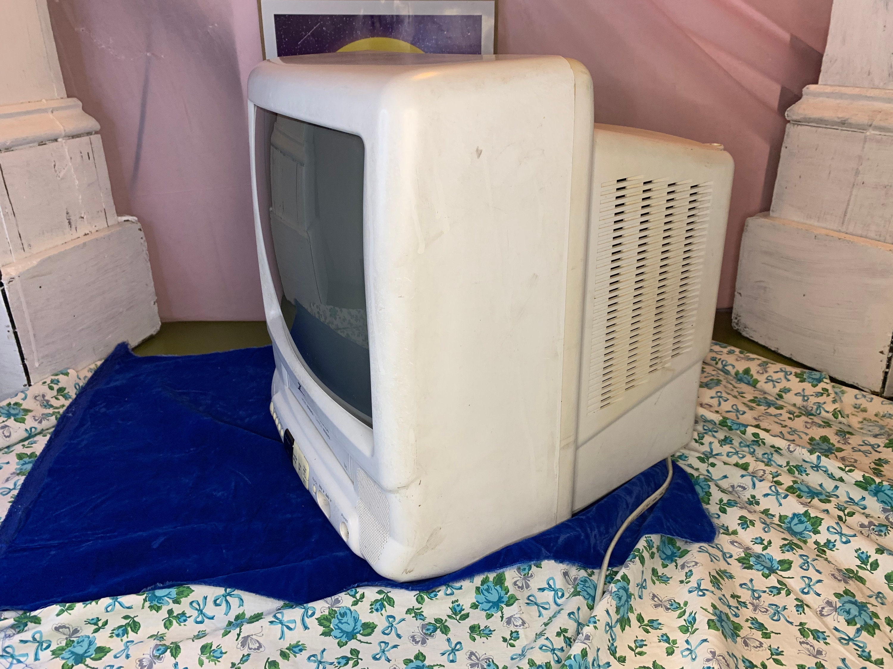 Vintage Zenith VHS Television Set. | Etsy