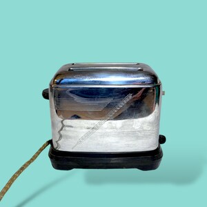 Vintage Art Deco Chrome Toaster. - Etsy
