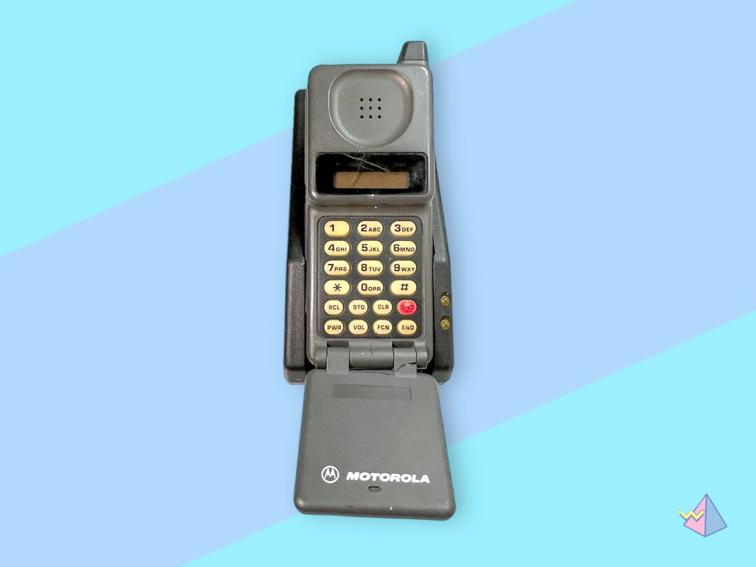 Vintage Motorola Alltel Mobile Flip Phone. Works . as is . - Etsy