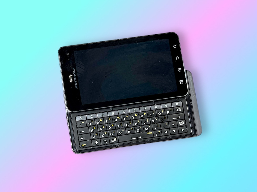 Vintage Motorola Google Keyboard Touchscreen Phone. as Is. - Etsy