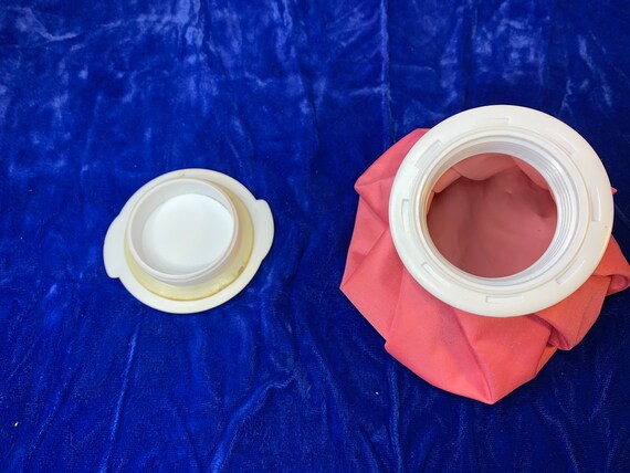 Vintage Pink Refillable Ice Cap - Gem