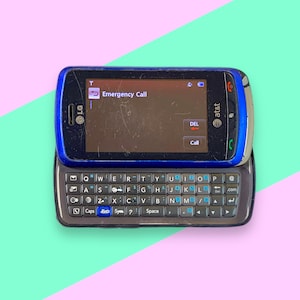 Vintage Y2K LG Slide Keyboard Cell Phone. Works - Etsy