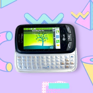 Vintage Y2K LG Slide Keyboard Cell Phone. Works - Etsy