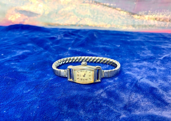 Vintage Silver Wyler Ladies Wrist Watch - Gem