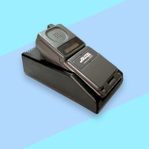 Vintage Motorola Alltel Mobile Flip Phone. Works . as is . - Etsy