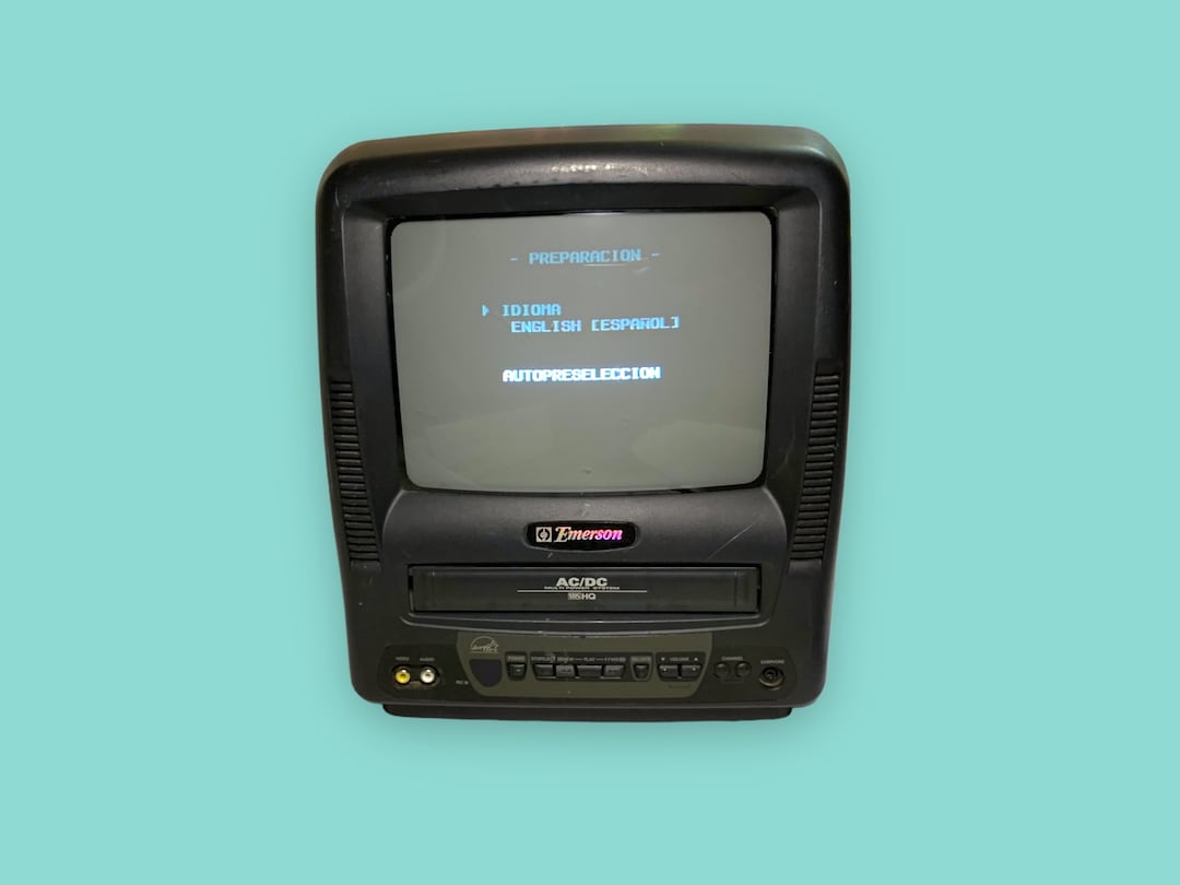 Vintage Y2k VHS TV Set. - Etsy