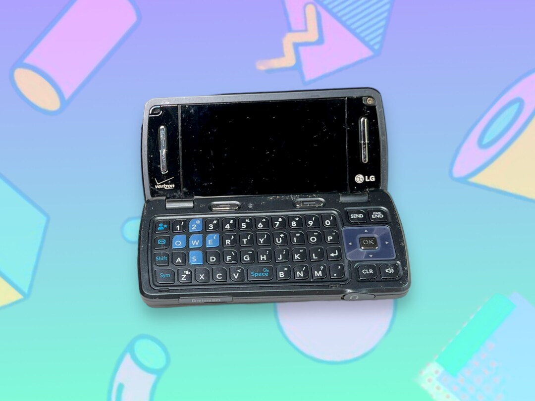 Vintage Y2K LG Keyboard Flip Cell Phone. - Etsy