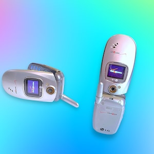 Vintage Y2K LG Camera Flip Cell Phone.works! Rare! - Etsy