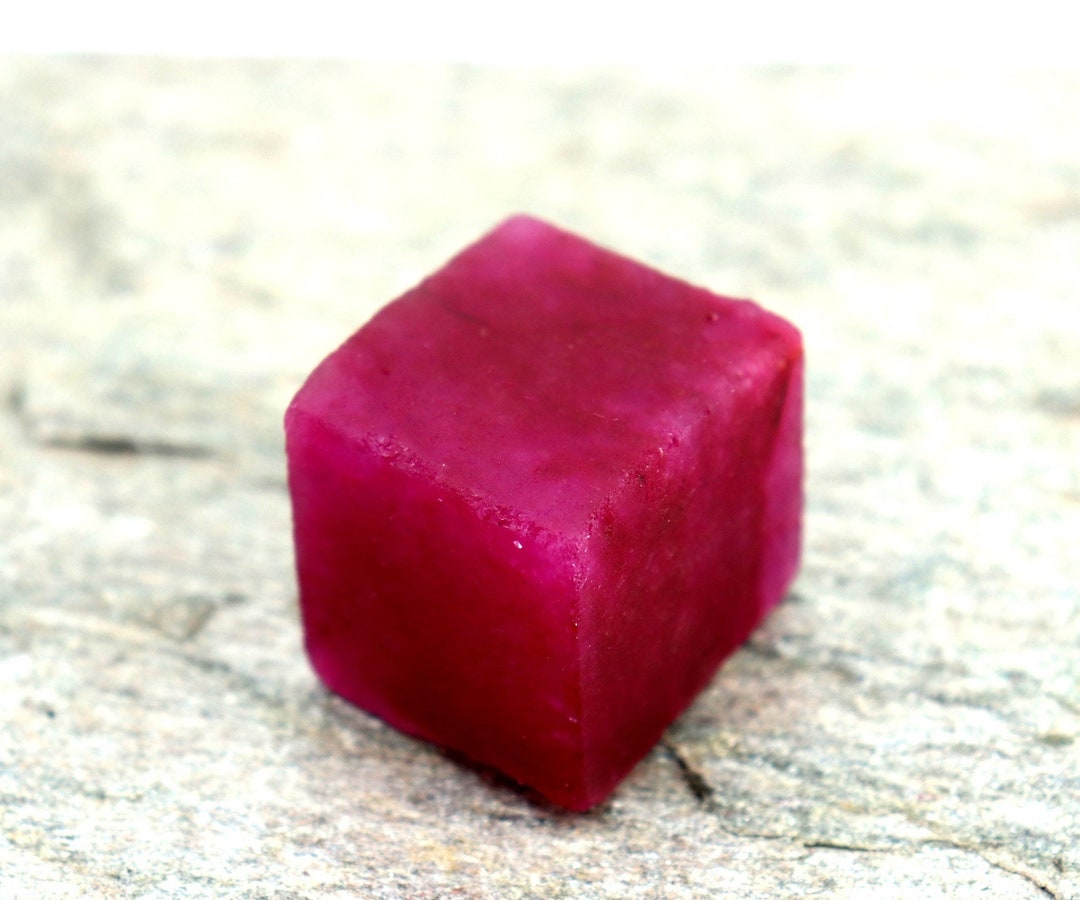 Earthmines Ruby Raw Rough 236.4carats Certified Ruby From Burma Uncut ...