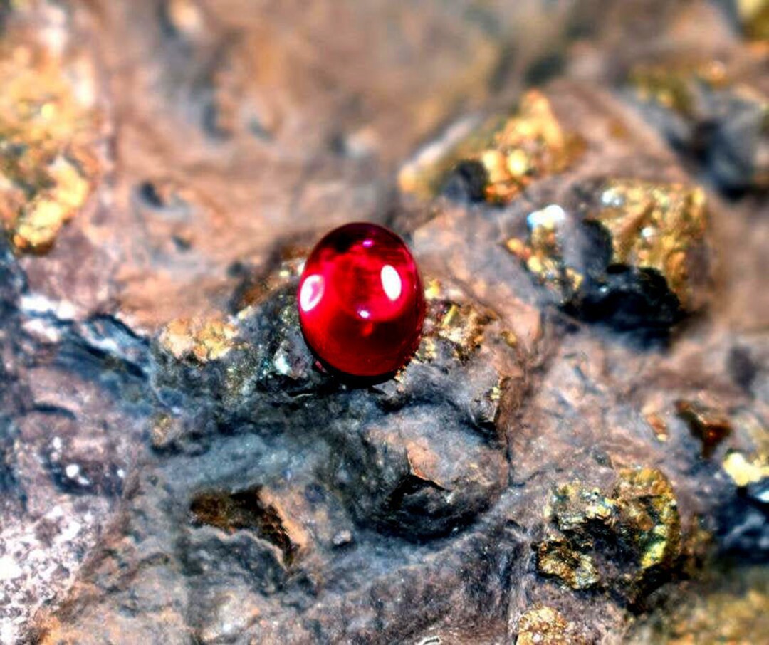 Blood Red Natural Ruby Cabochon Eye Clean Without Black Mark 5.8cts ...