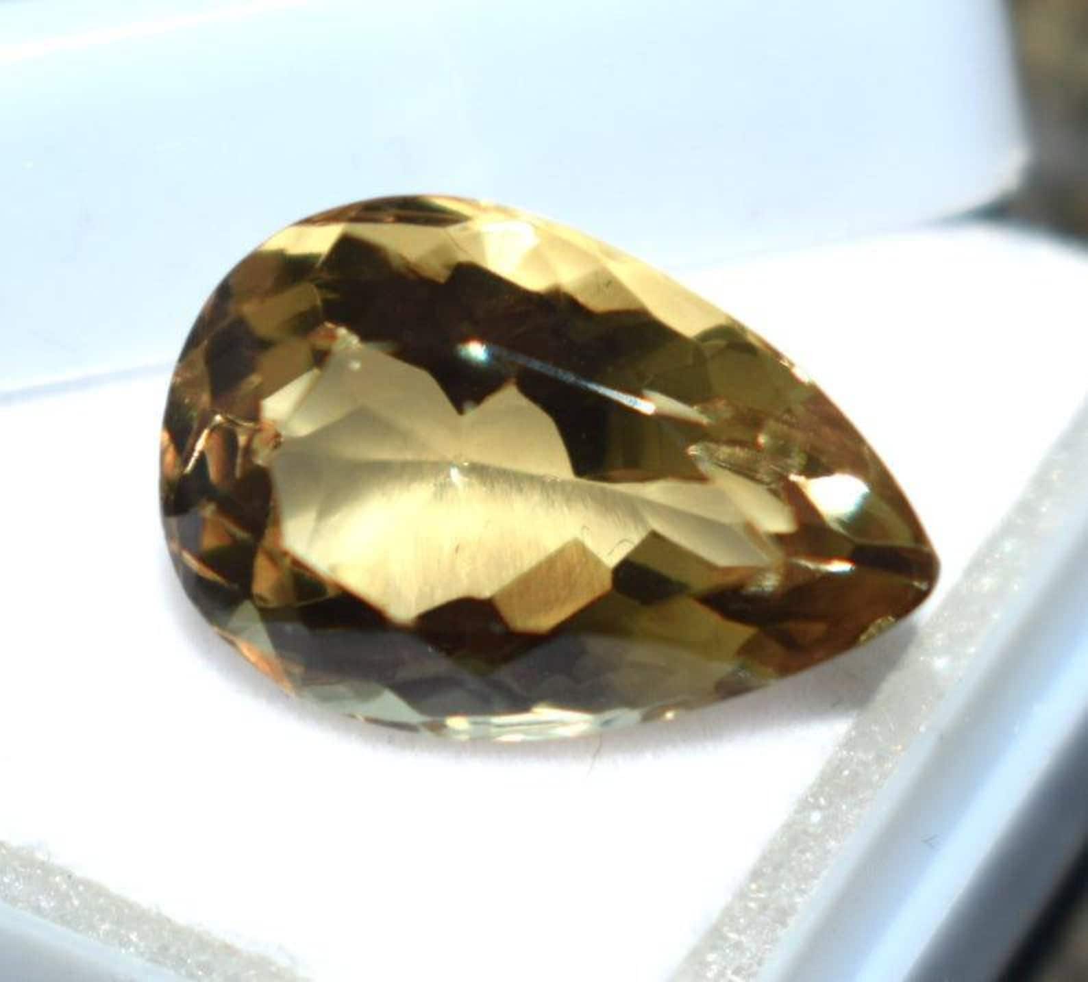 Natural Zultanite 11Ct Turkish Color Changing Zultanite Stone | Etsy