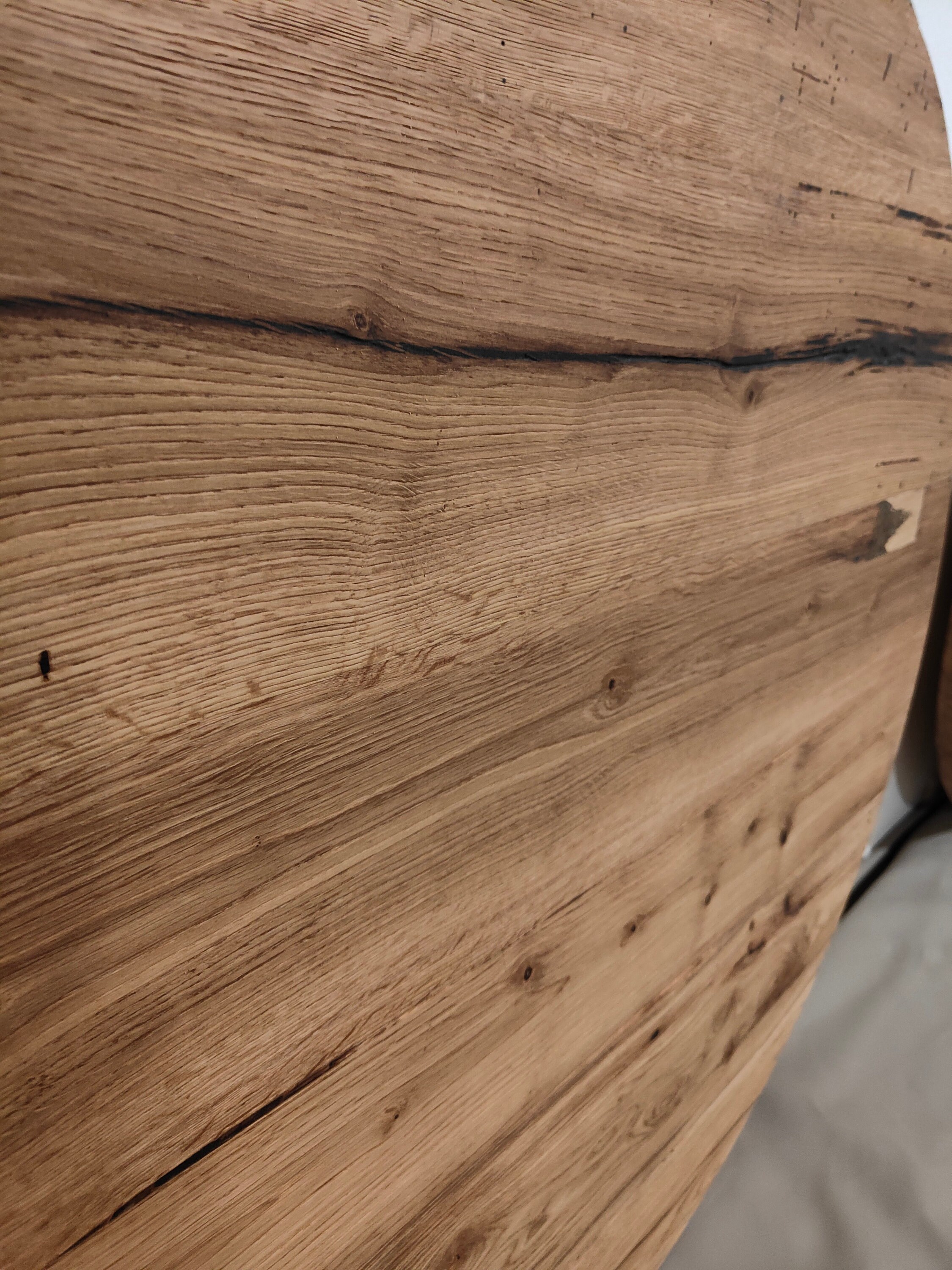 Round Table Top in Reclaimed Oak With a Unique Texture - Etsy