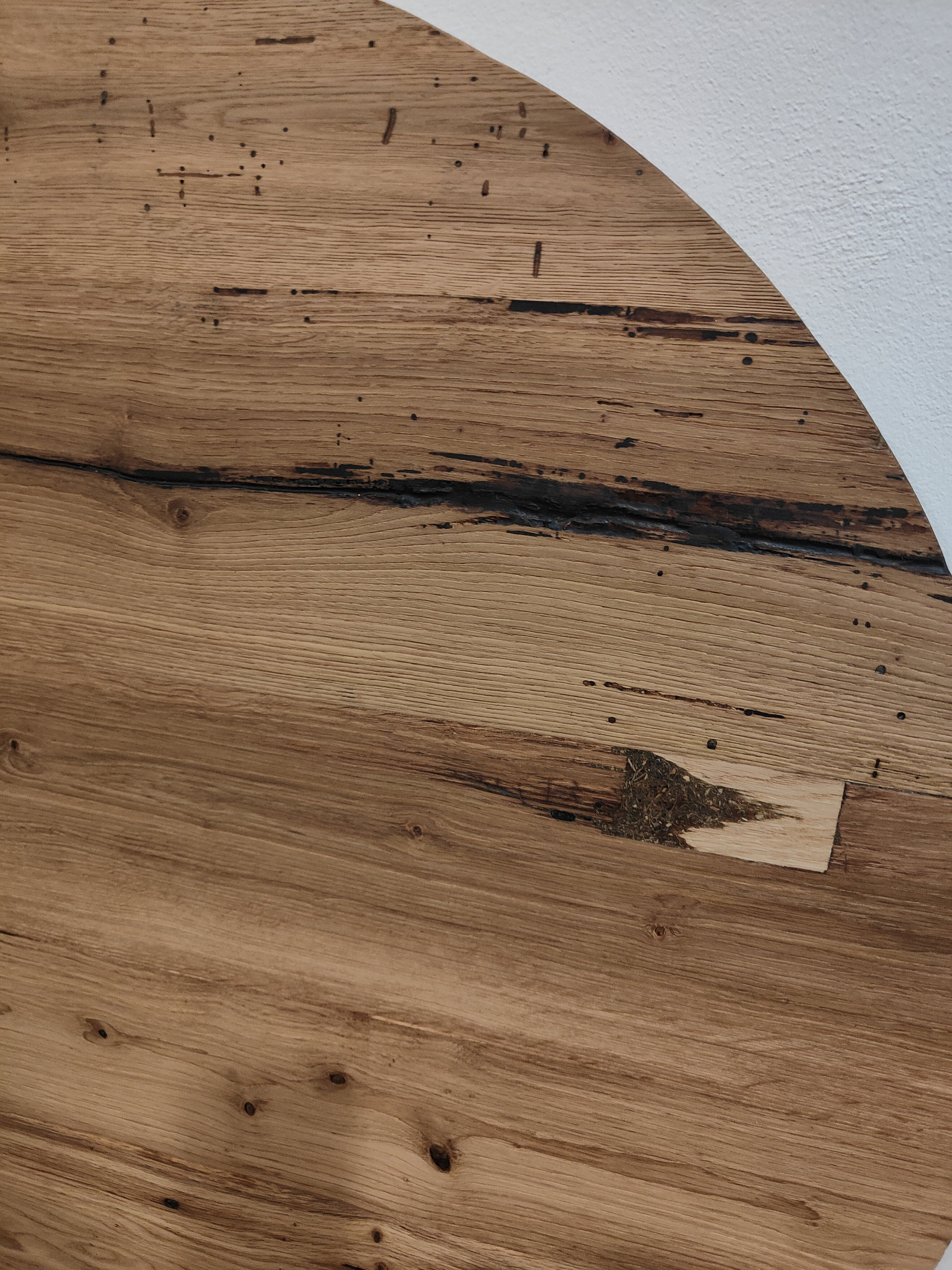 Round Table Top in Reclaimed Oak With a Unique Texture - Etsy