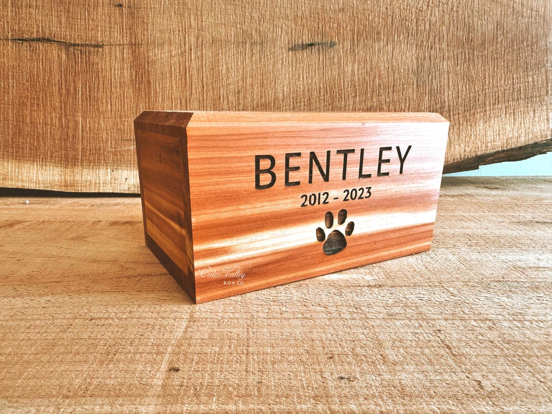 Cedar Wood Pet Urn, Pet Ashes Keepsake, Wood Box, Memory Box, Engraved ...