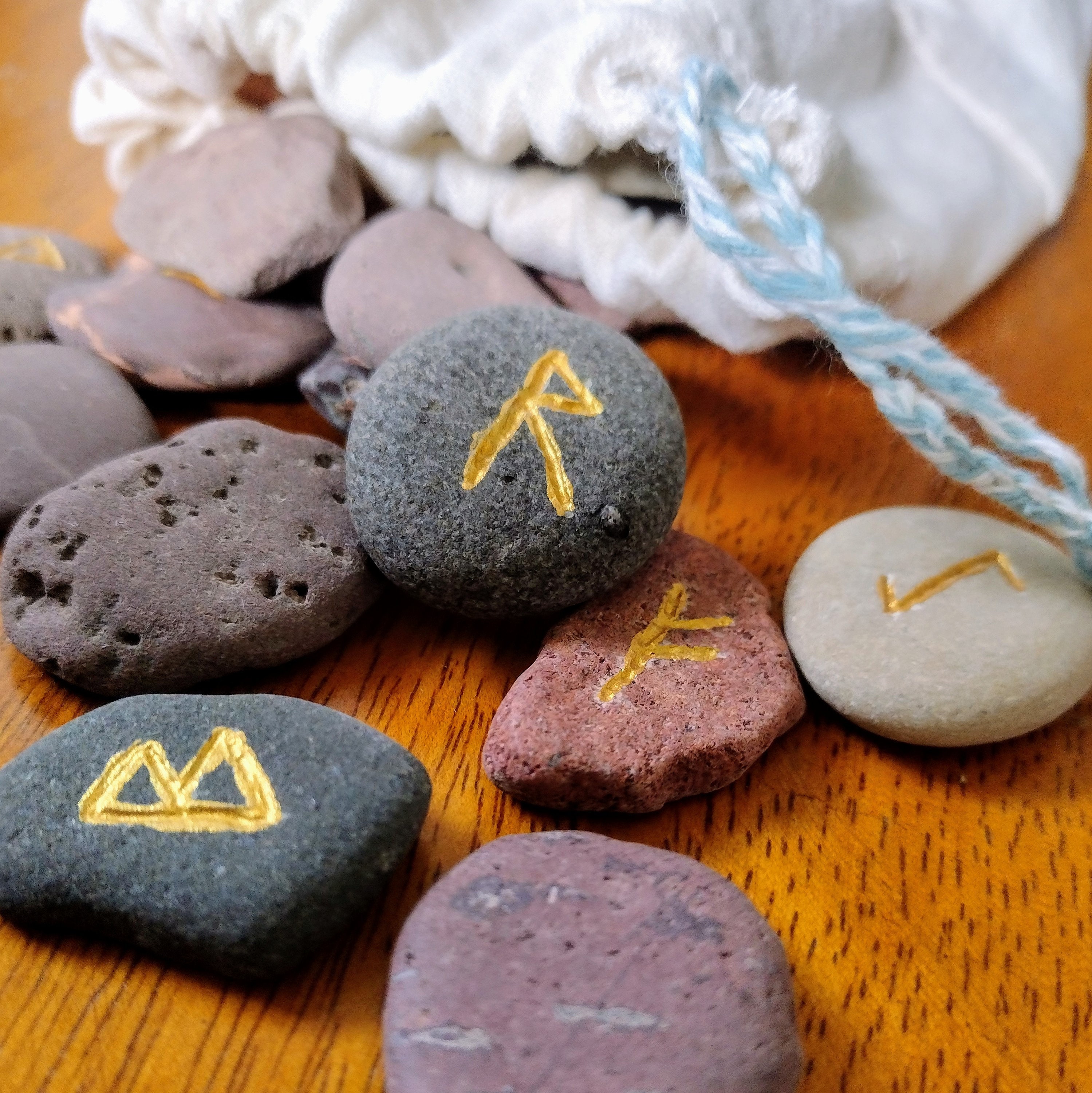 Elder Futhark Rune Set Carved & Gold Painted Natural Lake Superior ...