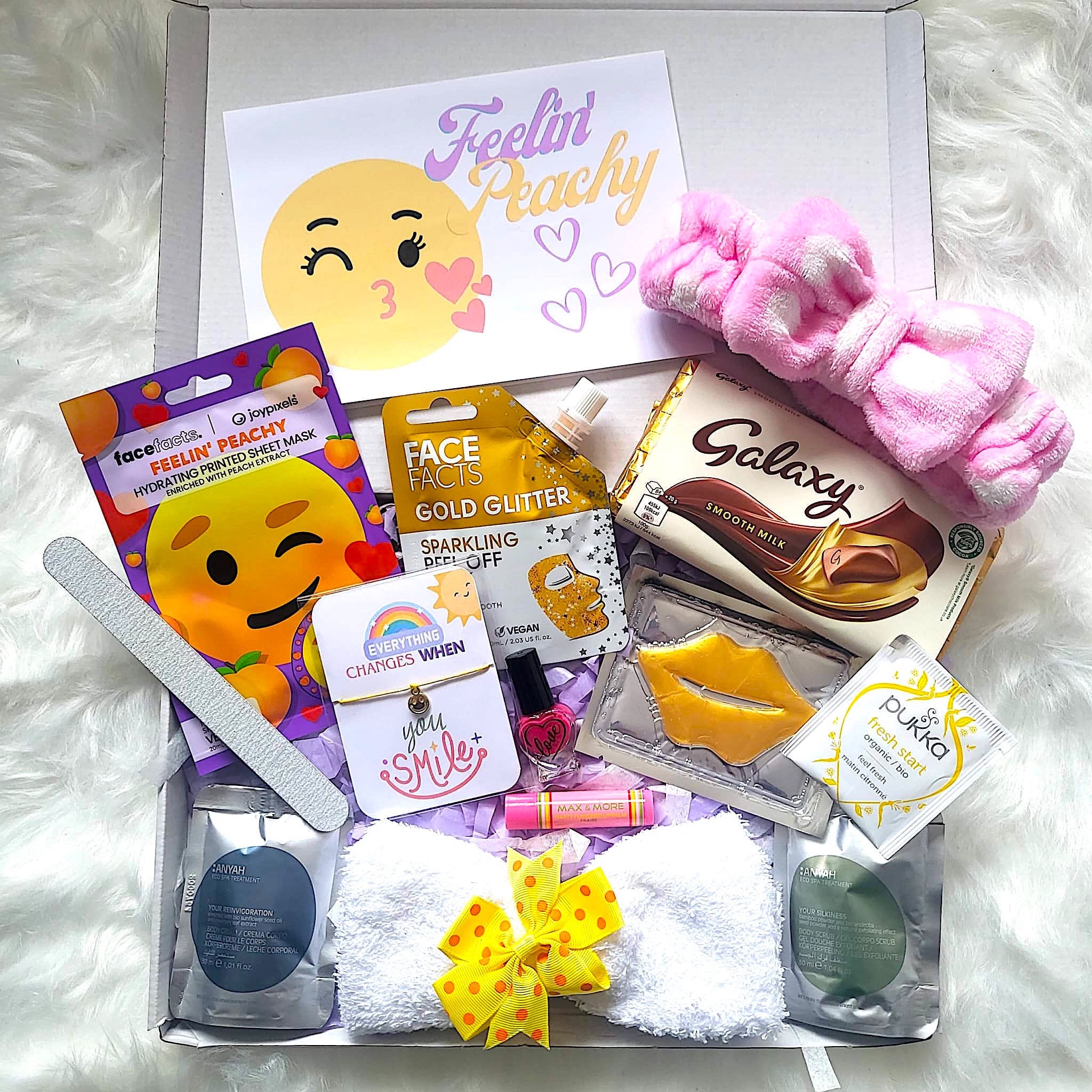 ULTIMATE TEENAGE GIRL Pick Me up Spa Treat Gift Box, Teenage Spa Gift ...